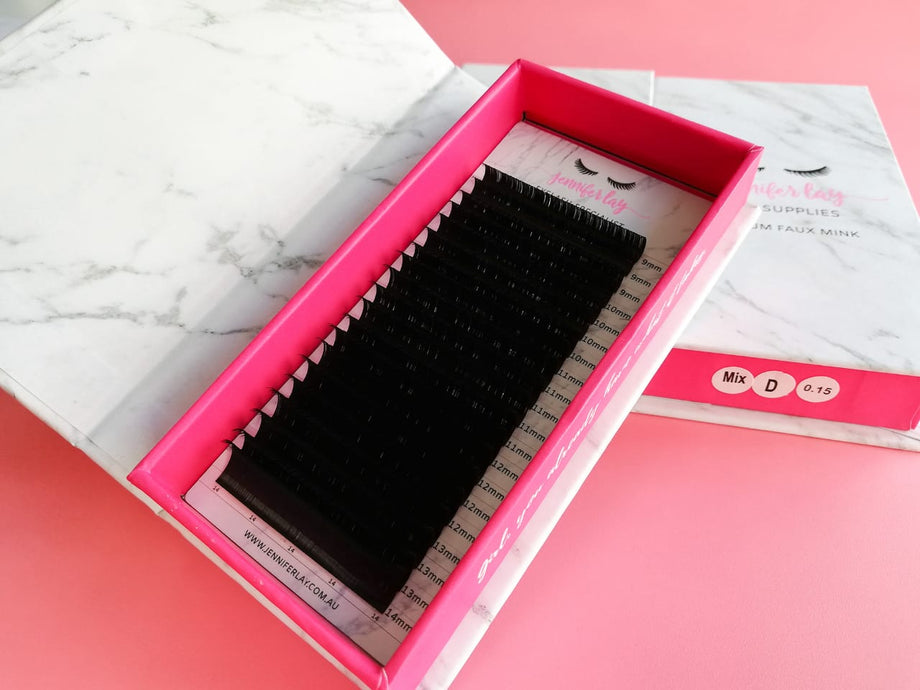 CLASSIC LASHES – Jennifer Lay Pty Ltd